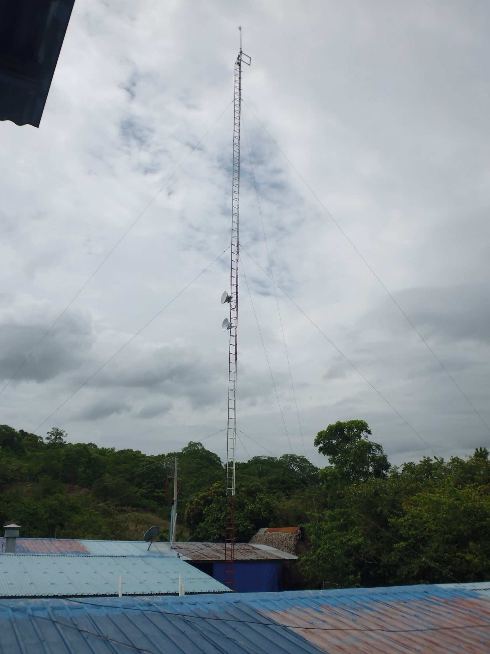 Torres de Comunicación - Pararrayos - Panama's Ground
